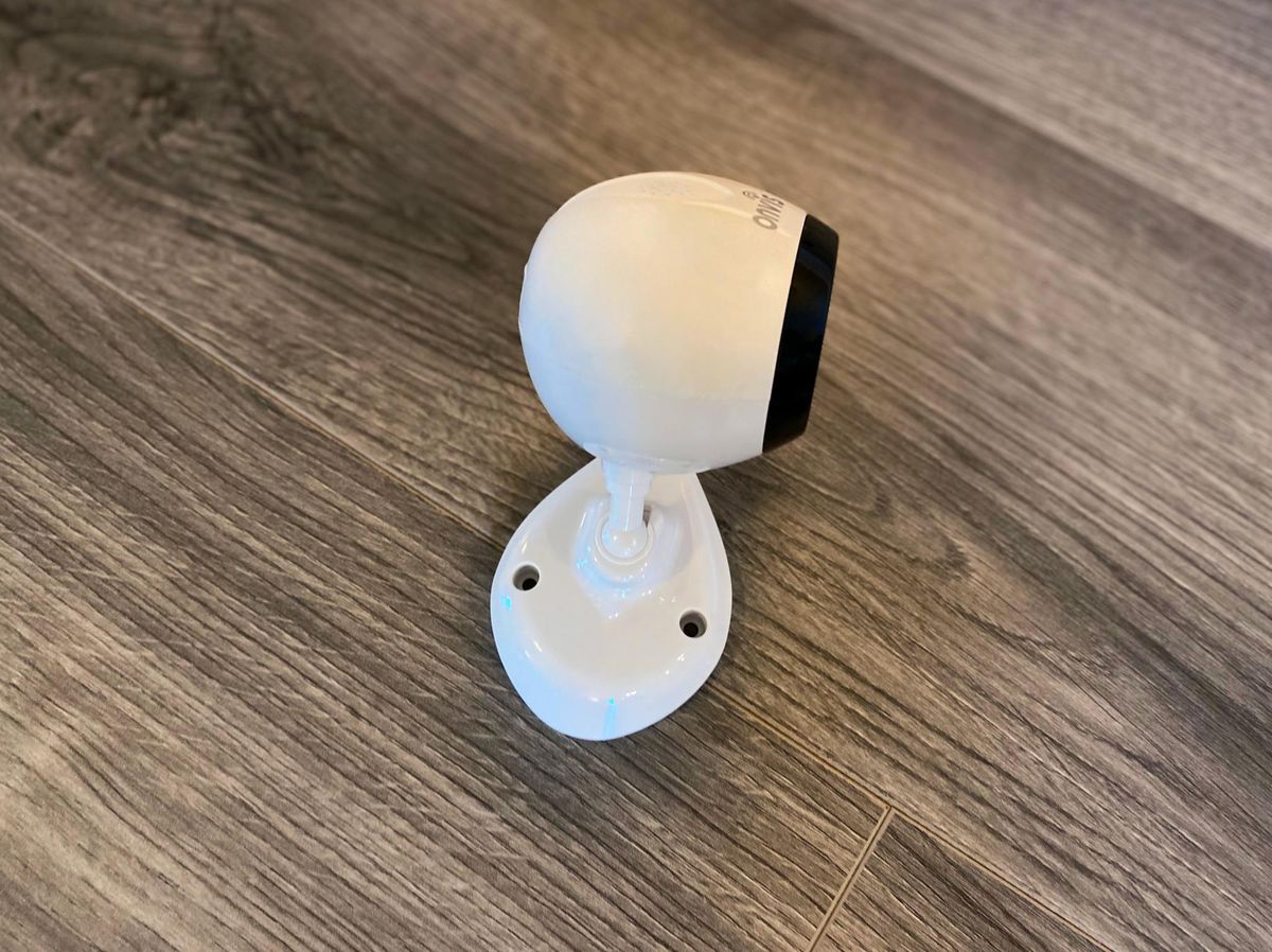 ONVIS C3 Indoor Smart Camera Review: Dated design, modern features | iMore