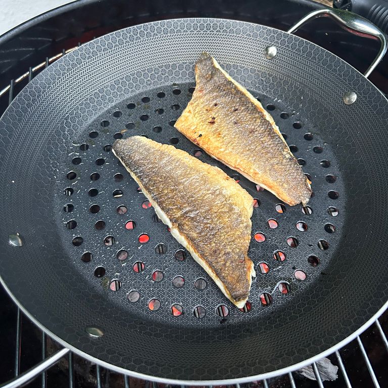 HexClad BBQ Grill Pan review - I try out the brand's BBQ pan | Ideal Home