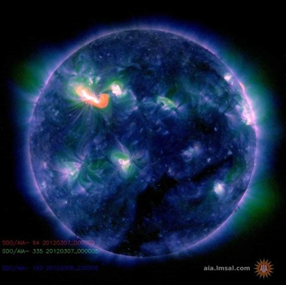 Photos: Huge Solar Flare Eruptions of 2012 | Space