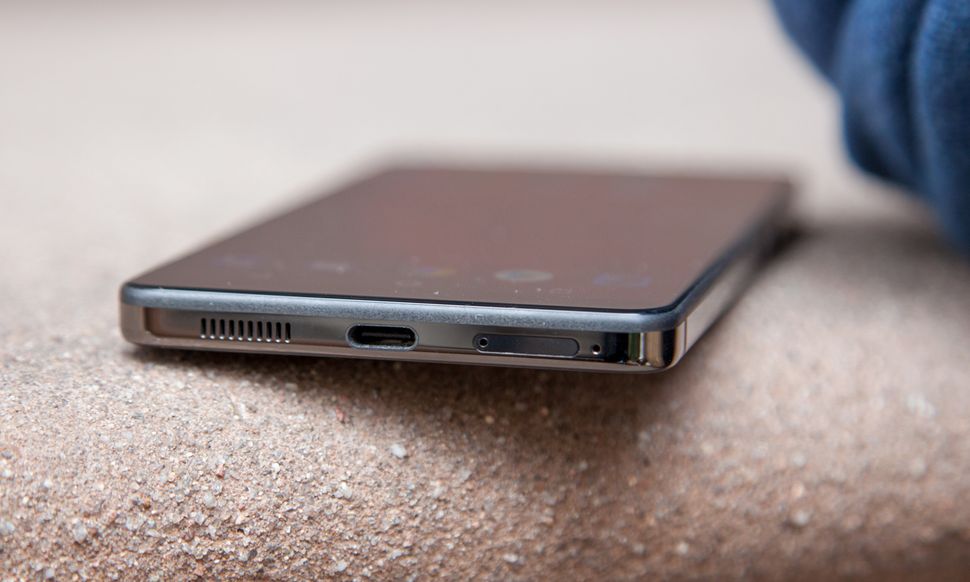 Essential Phone (PH-1) Review: Beautiful But Not Fully Baked | Tom's Guide