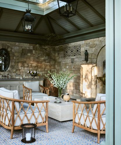 10 outdoor decorating trends that are going to be everywhere in 2025 ...