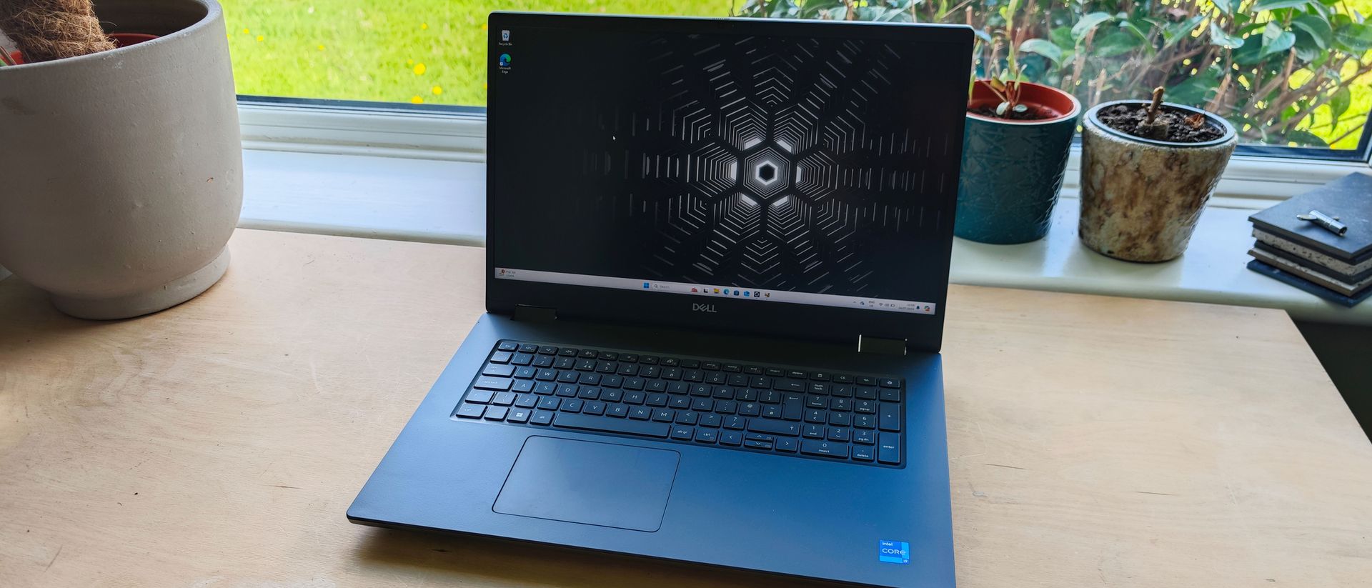 Dell Precision 7780 review: Unbeatable power with a sizeable display ...