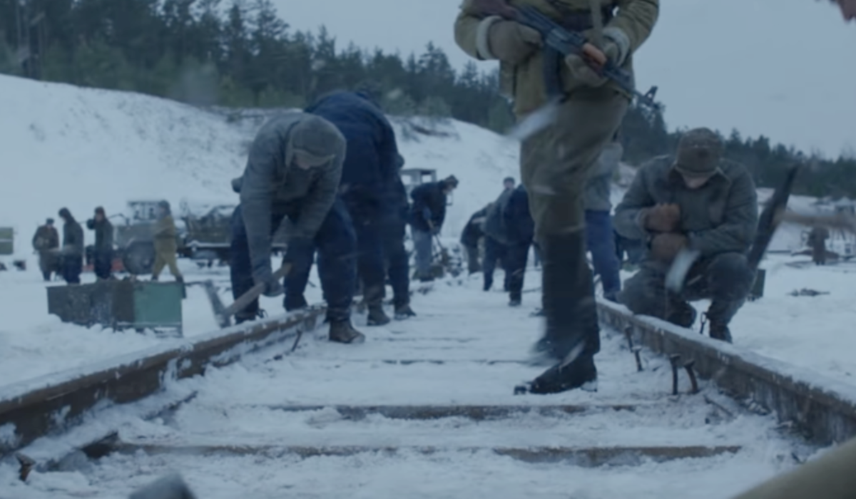 6 Stranger Things Questions After That Killer Hopper Footage | Cinemablend