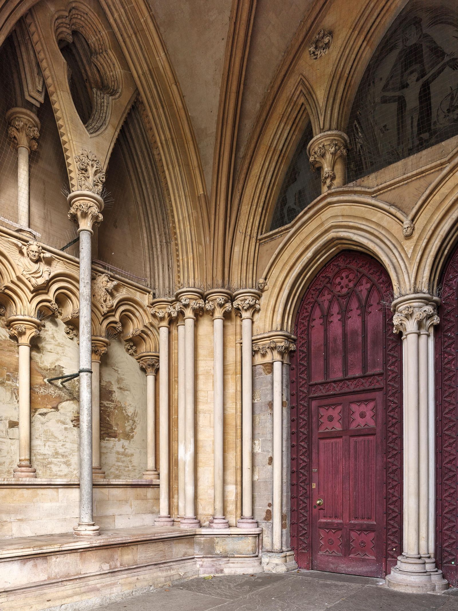 The tale of St Alban: An abbey, a Cathedral, and a martyr so holy that ...