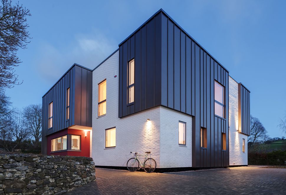 Metal Cladding: Types, Ideas and Costs | Homebuilding