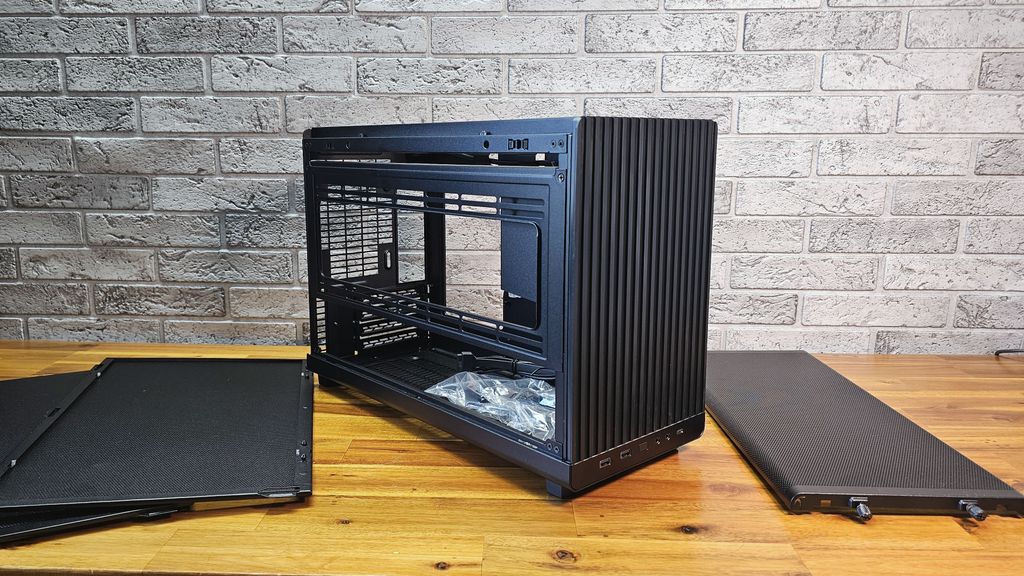 Hands On: Lian Li's A3-mATX is a versatile, affordable case for compact ...