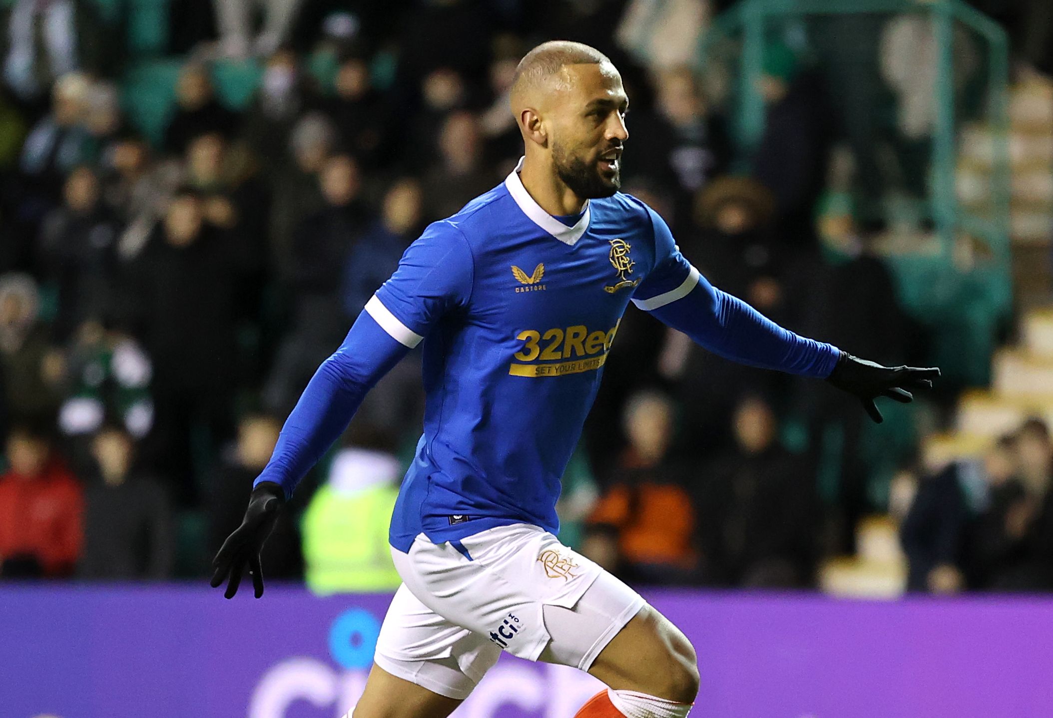 Kemar Roofe praised for patience and told more Rangers chances will ...