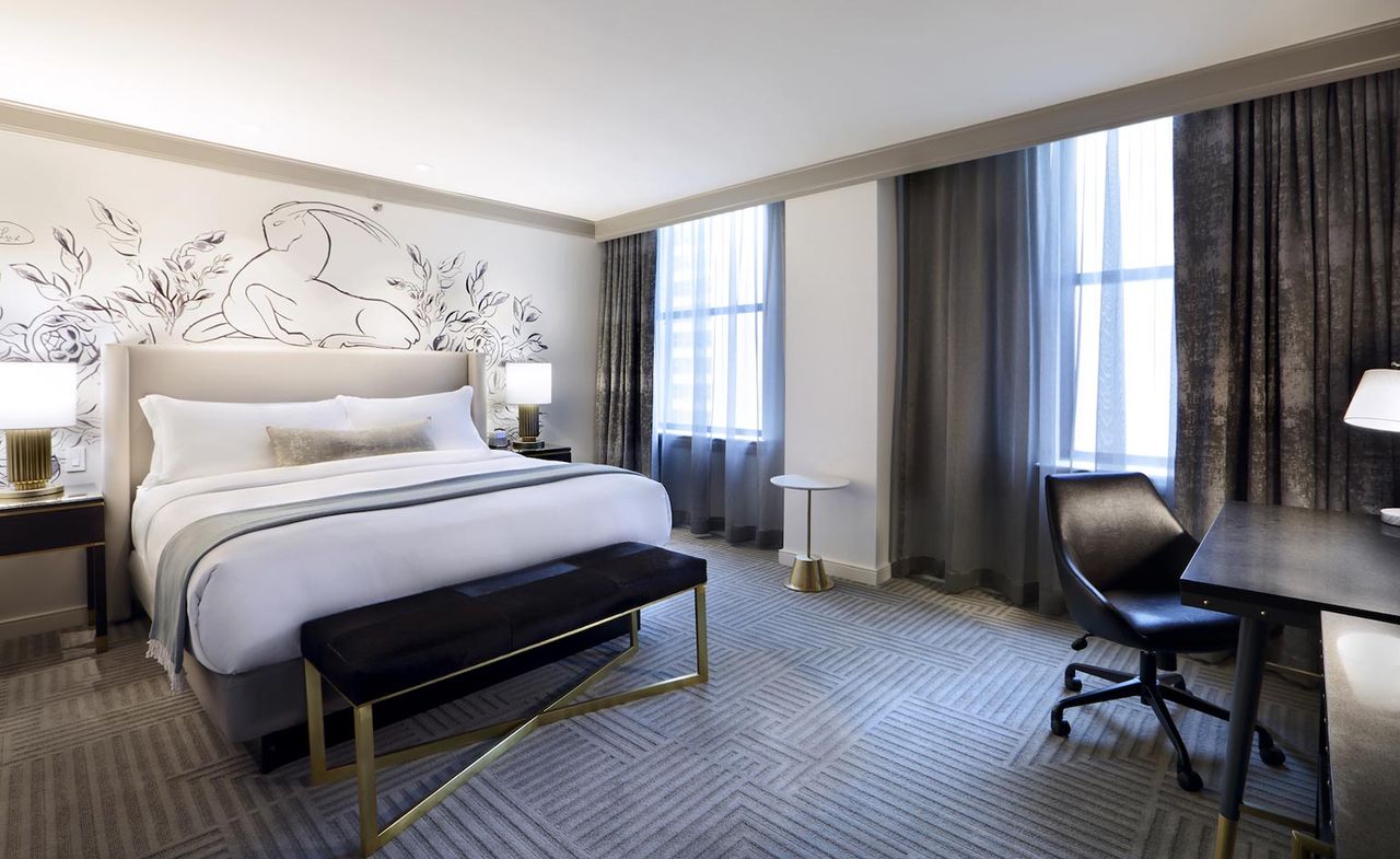 The Gwen | Wallpaper