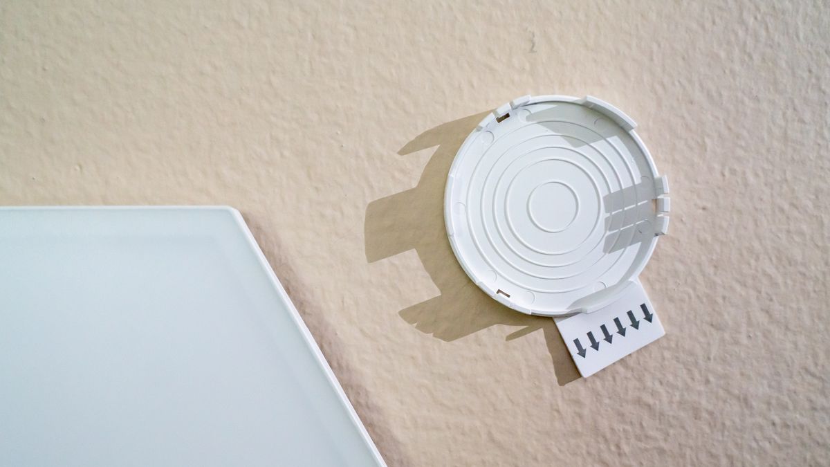 Govee Glide Hexa Light Panels review: smartly light up your space for ...