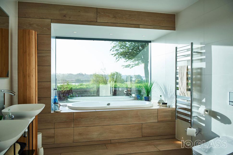 20 Bathroom Window Ideas for a Naturally Bright Space | Homebuilding