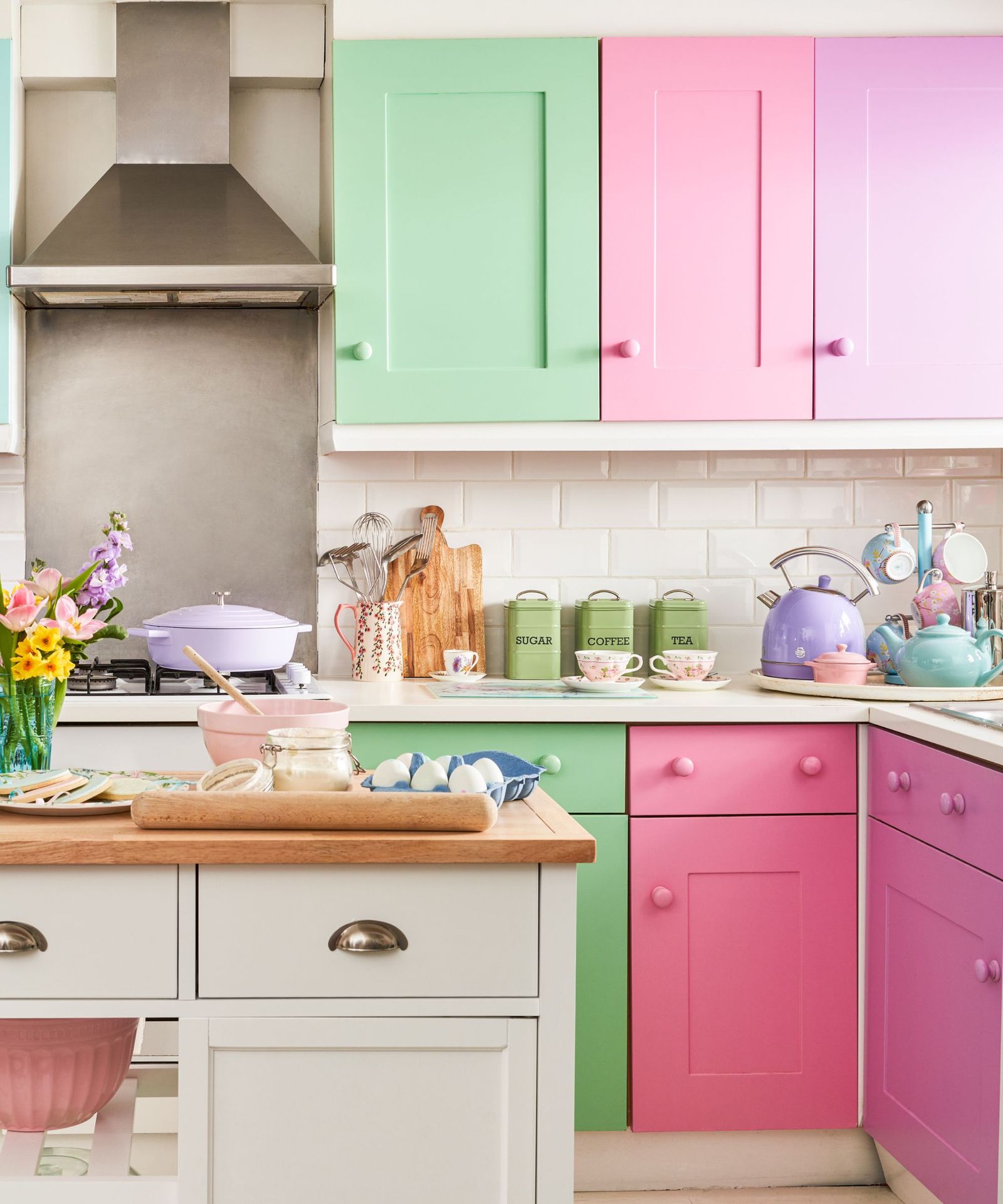 The 2000s interior design trends that are back in 2024 | Real Homes