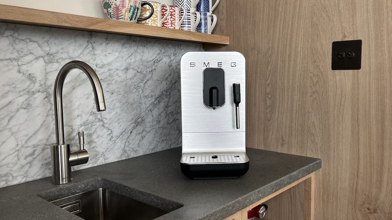 Smeg BCC02 Coffee Machine review: a proper coffee experience | Homes ...