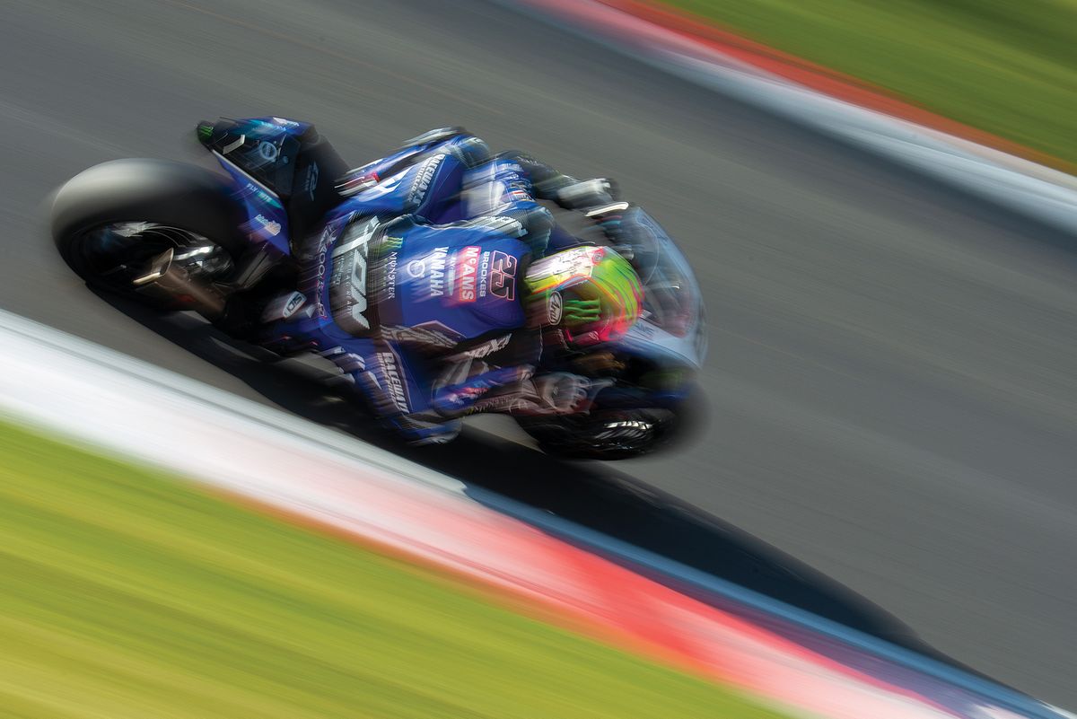 How to capture perfect panning shots in motorsport photography ...
