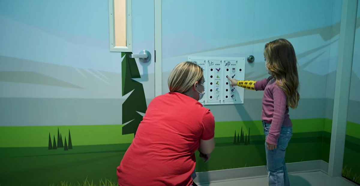 Watch This Children's Treatment Room Transform to a Peaceful Sanctuary ...