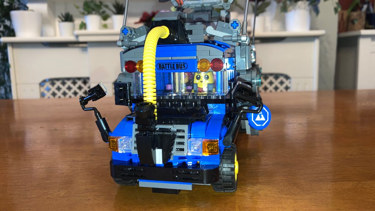 Lego Fortnite Battle Bus (77073) review: "If you're a fan of Lego and ...