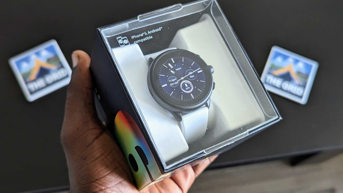 Fossil Gen 6 Wellness Edition review: Fossil's best-looking Wear OS ...