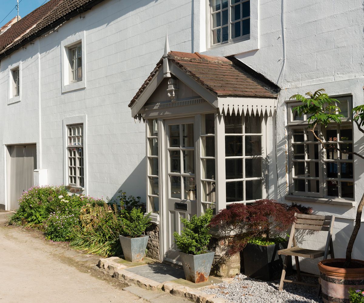 Guide to porch building regulations and how to get approval | Homebuilding