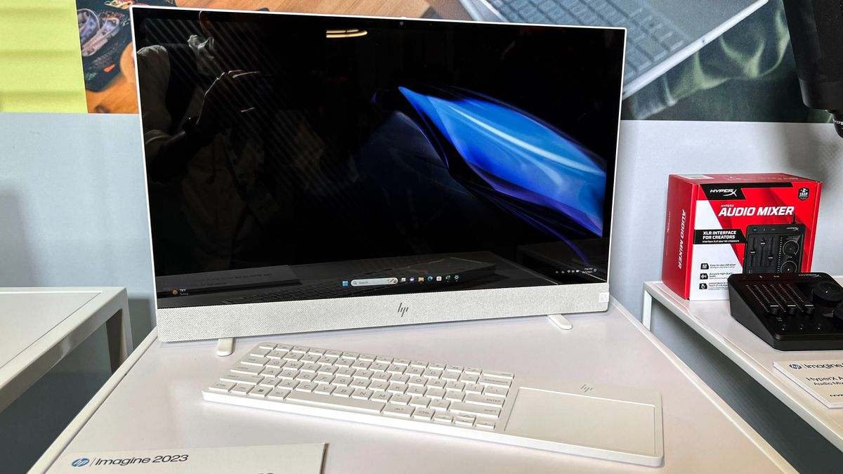 HP Envy Move All-in-One hands-on review: A desktop you can take anywhere | Tom's Guide