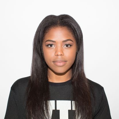 Easy Eye Shadow Look Tutorials - How to Highlight Your Eye | Marie Claire