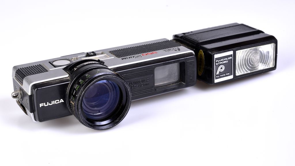 110 cameras: the rise and fall of little film format that made ...