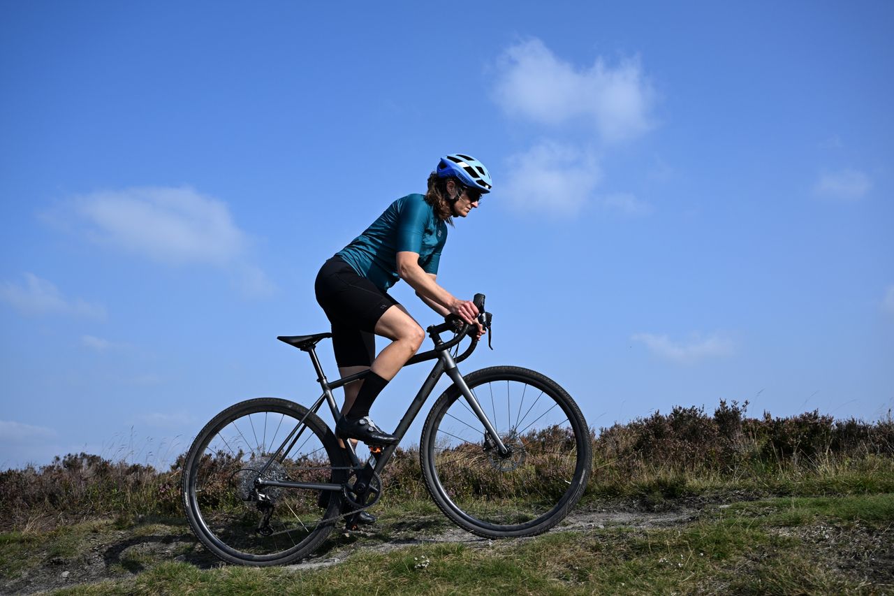 Specialized Crux DSW Comp: race-ready US alloy featherweight vs British ...