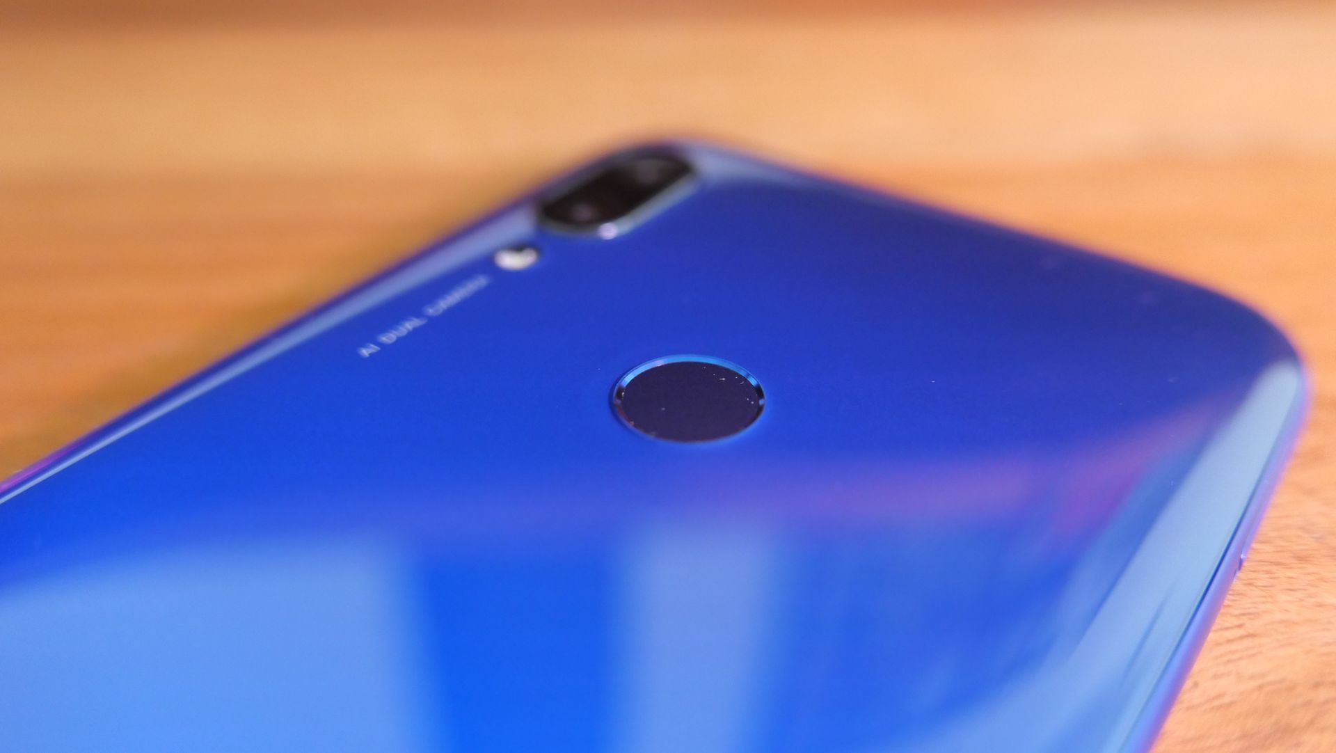 Xiaomi launches the Xiaomi CC phone series, aimed at younger audiences ...