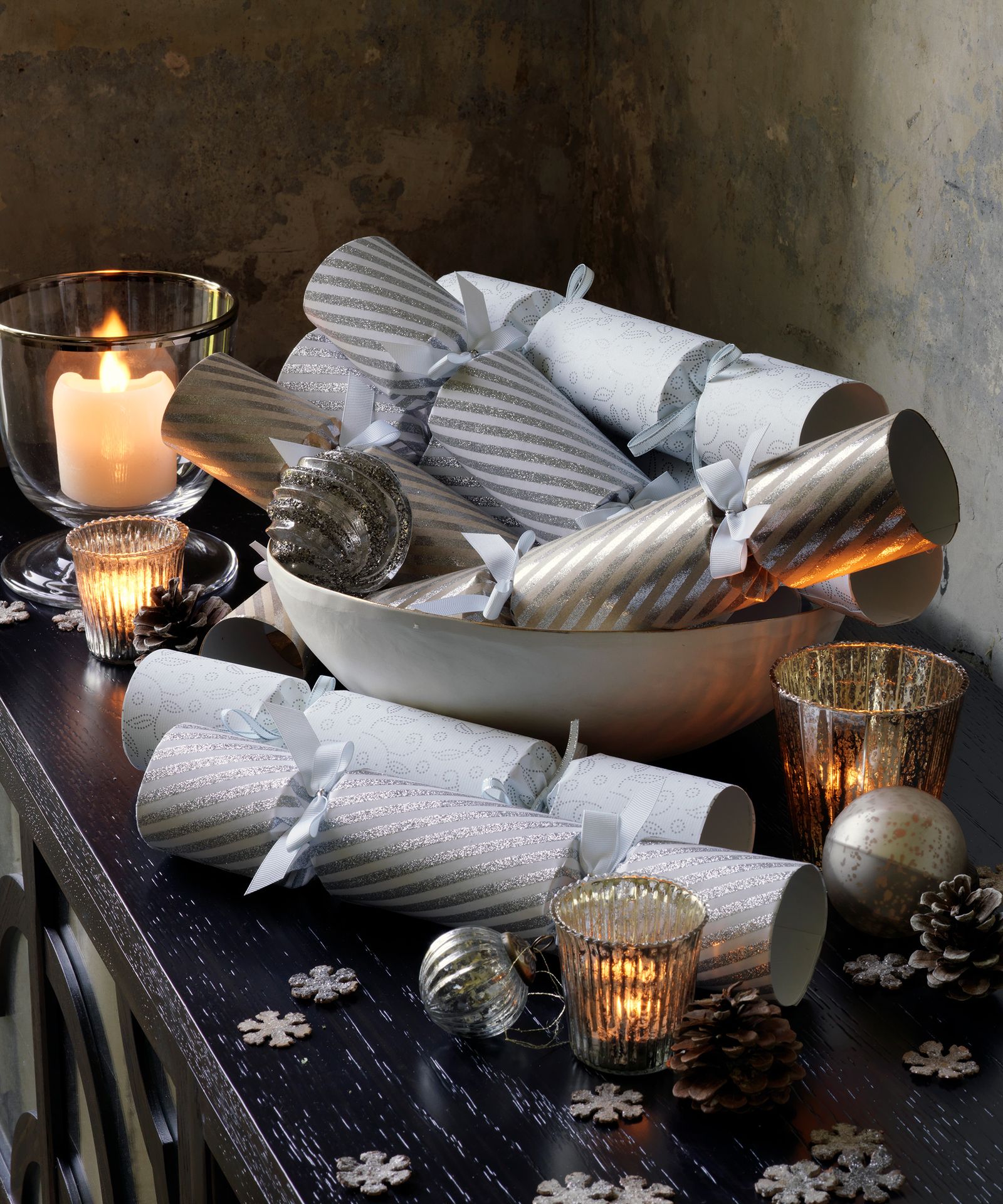 Christmas traditions: 16 festive rituals and why we celebrate | Homes ...