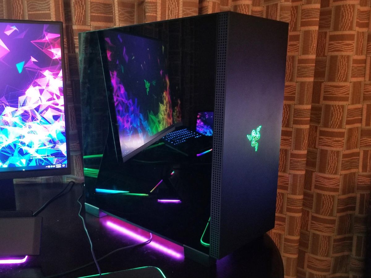 Razer's Tomahawk Elite Is a Slick PC Case With Side Panels Like a ...