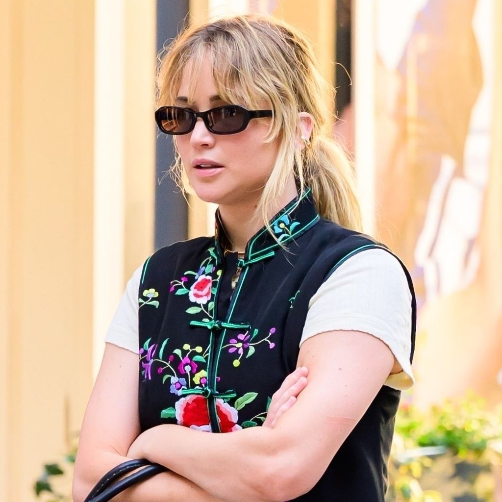 Jennifer Lawrence's Summer Outfit Formula Is So Relatable | Marie Claire