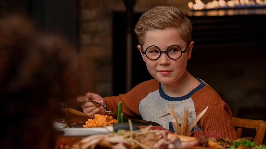 The surprising real ages of the cast of Ginny and Georgia | Woman & Home