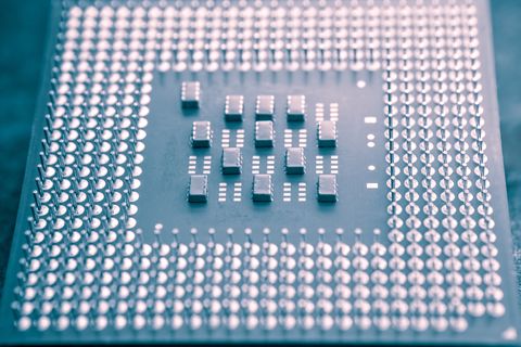 What Is Simultaneous Multithreading? A Basic Definition | Tom's Hardware