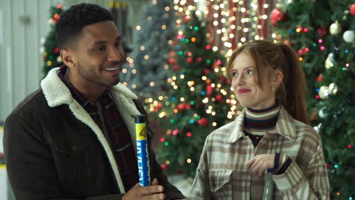 2023 Christmas Movie Schedule: What's Streaming And Airing On TV ...