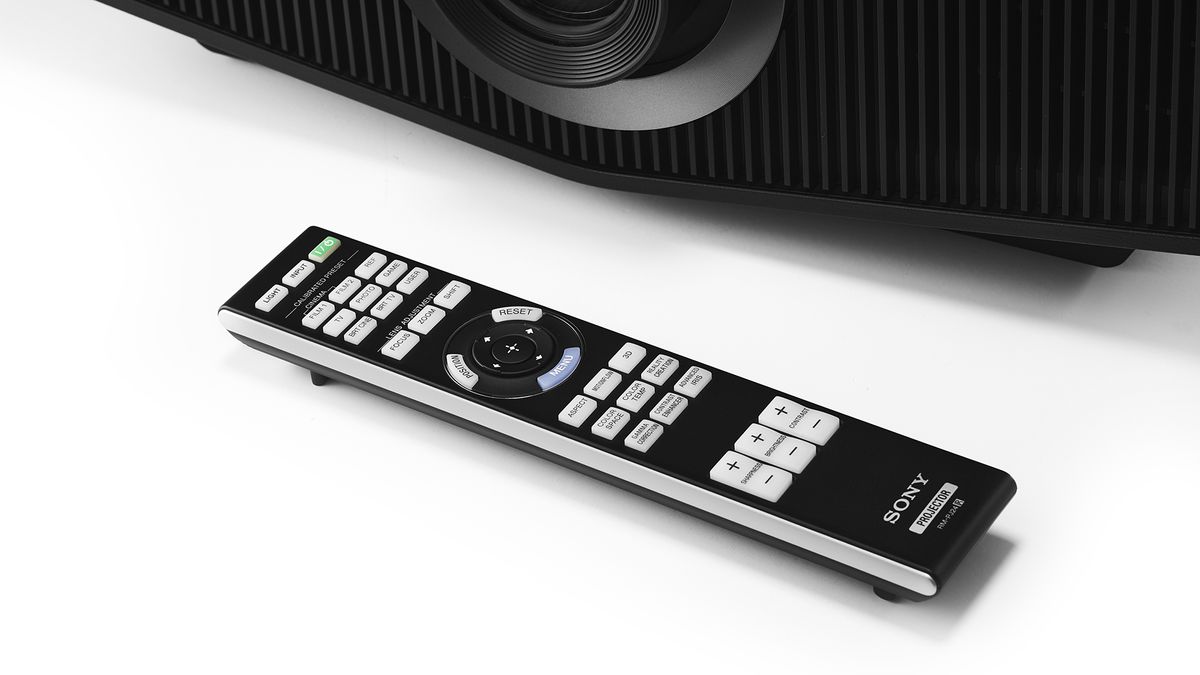 Sony VPL-XW7000ES 4K projector review: dazzlingly bright and brilliant ...