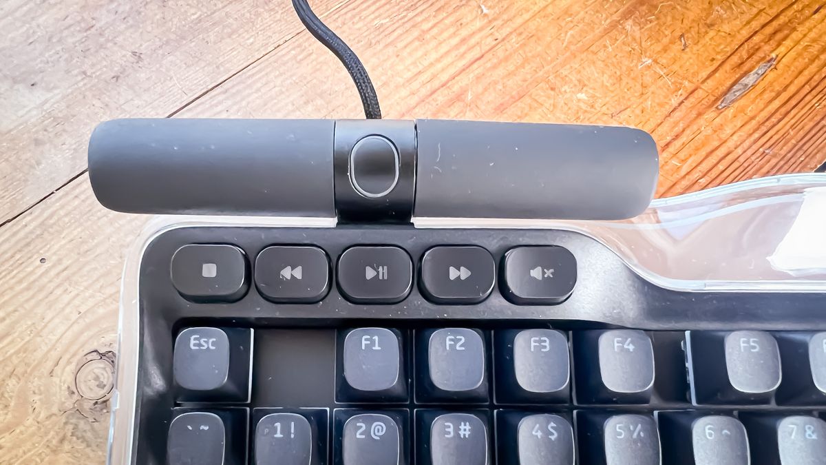 Hyte Keeb TKL Review: Unique aesthetic and ultra-smooth switches | Tom's Hardware