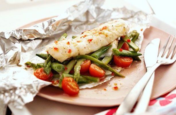 Sweet chilli cod parcels | Snack Recipes | GoodtoKnow