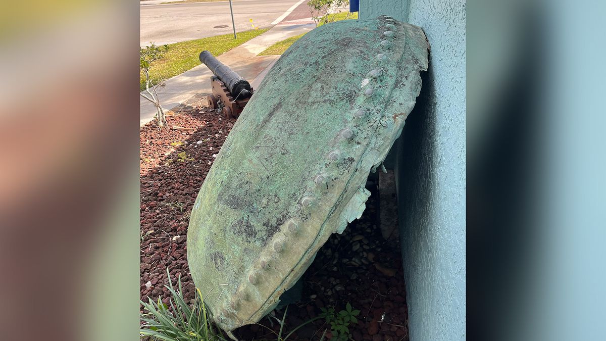 Mysterious 17th-century 'cauldron' may be primitive submarine used to ...