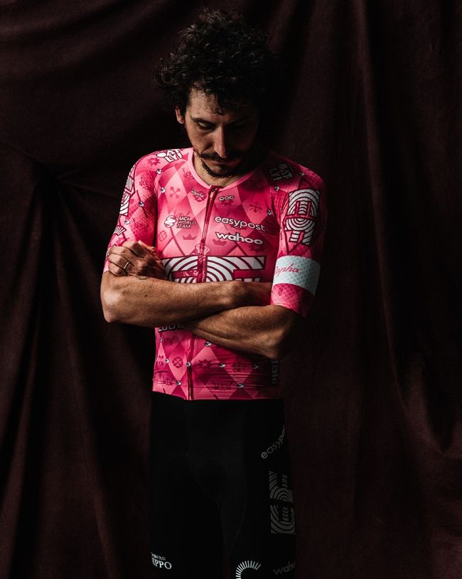 Rapha and EF Education teams unveil pink argyle 2025 kit | Cyclingnews