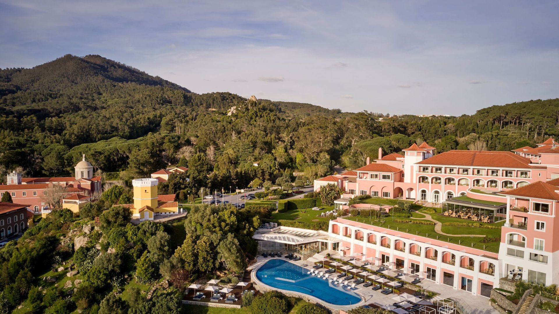 Portuguese Riviera travel guide: glamour and charm in a coastal ...