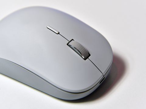 Microsoft Surface Precision Mouse review: The perfect Surface device ...