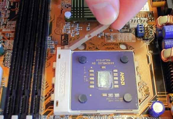 Step By Step: Assembling The PC - Do-It-Yourself PC System: CPU ...