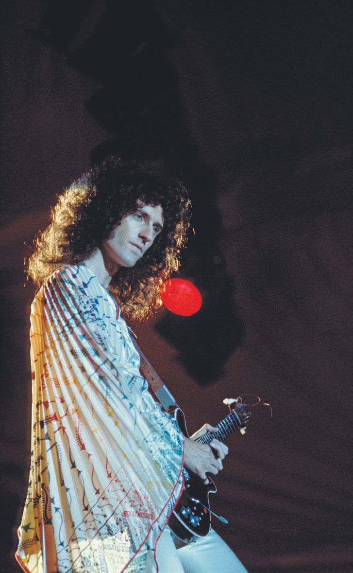 The Secrets Behind Brian May's Guitar Sound on Queen's "Tie Your Mother ...
