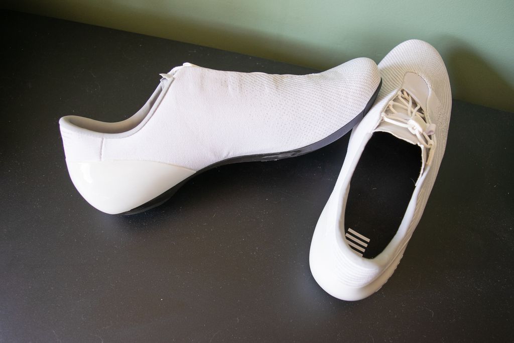 Rapha Pro Team Lace-up shoe review: A new take on road shoe retention ...