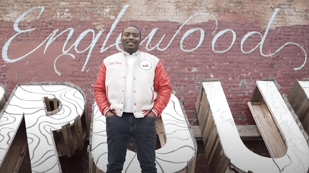 Chicago man launches group that uses books to connect dads with their ...