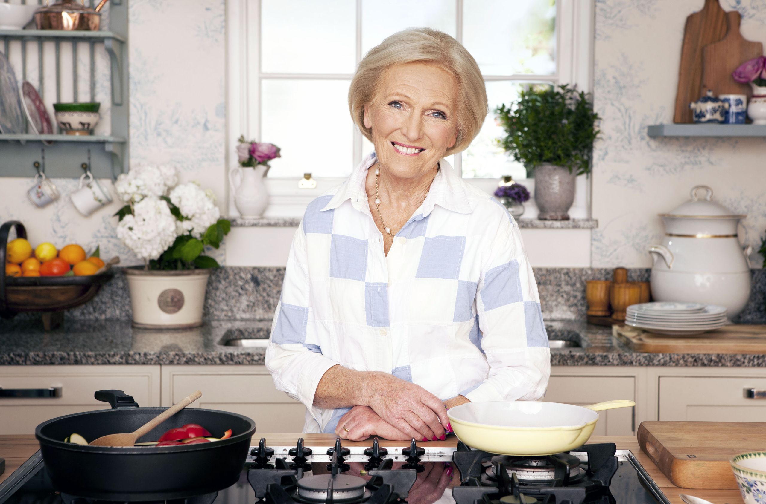 Mary Berry on her Absolute Favourites: 'I'm trying to give classic ...