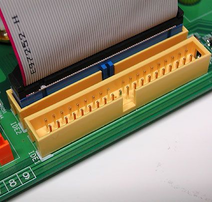 ATA/133 (Parallel ATA, UltraDMA/133 Or E-IDE) - PC Interfaces 101 | Tom ...