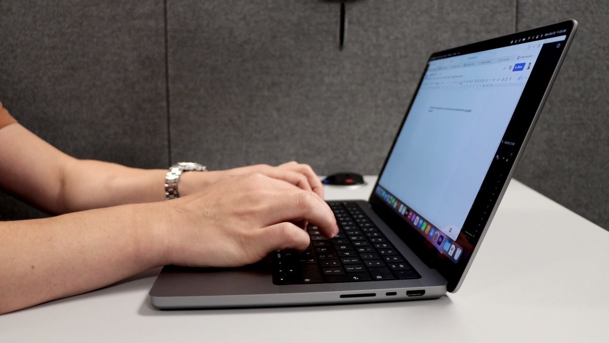 MacBook Pro 14 vs 16: which is the best option for you? | Creative Bloq