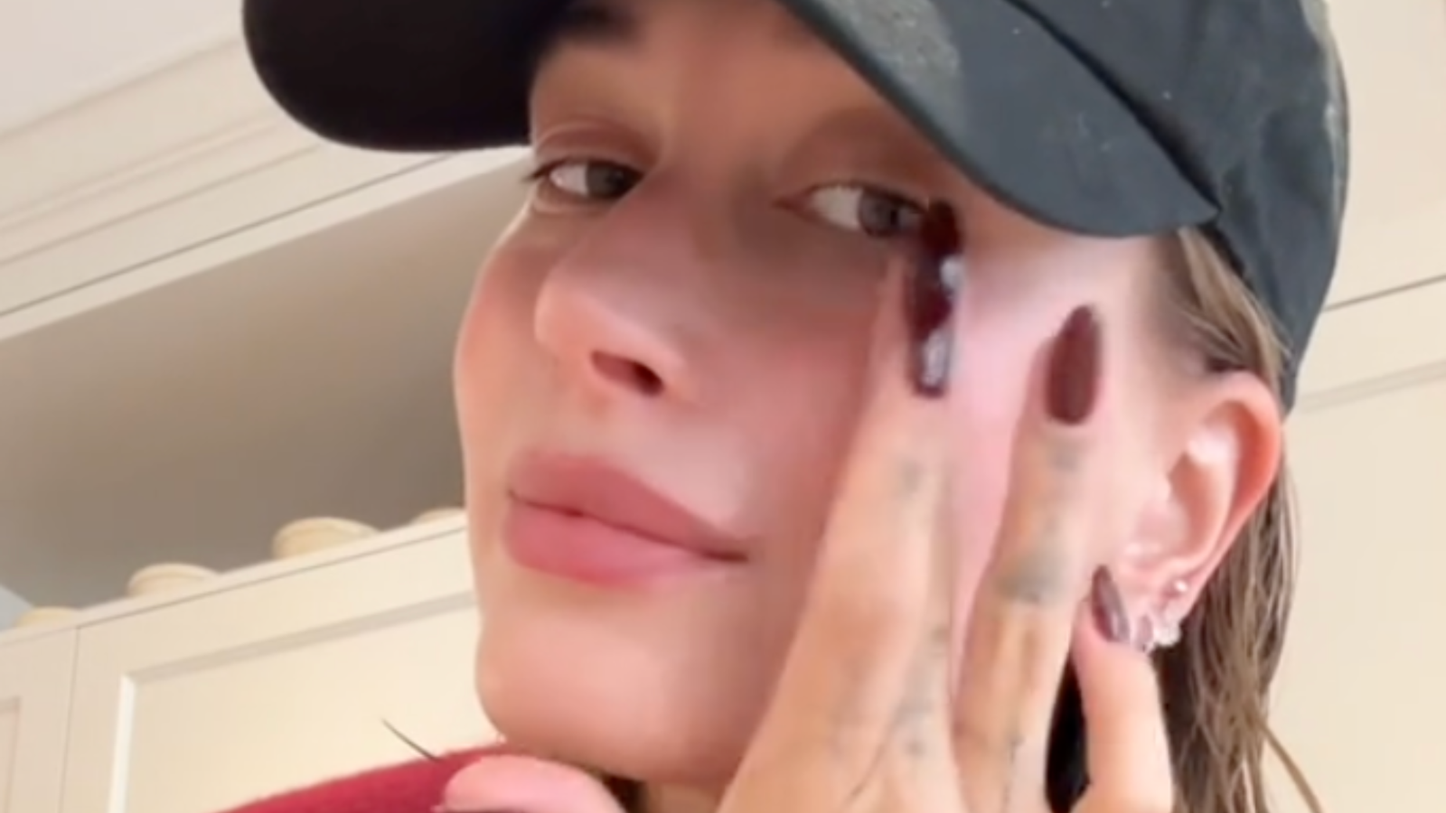 Hailey Bieber Hilariously Shuts Down Critics In New Tiktok Marie Claire