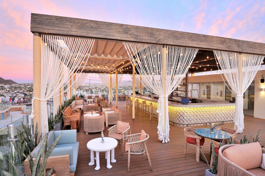 7 rooftop bars with stunning views and great cocktails | The Week