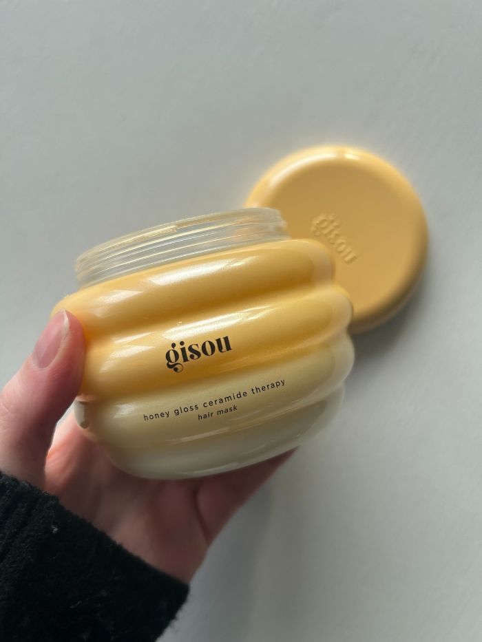 Yes, Gisou's Brand-New Honey Gloss Hair Mask Is Good | Who What Wear