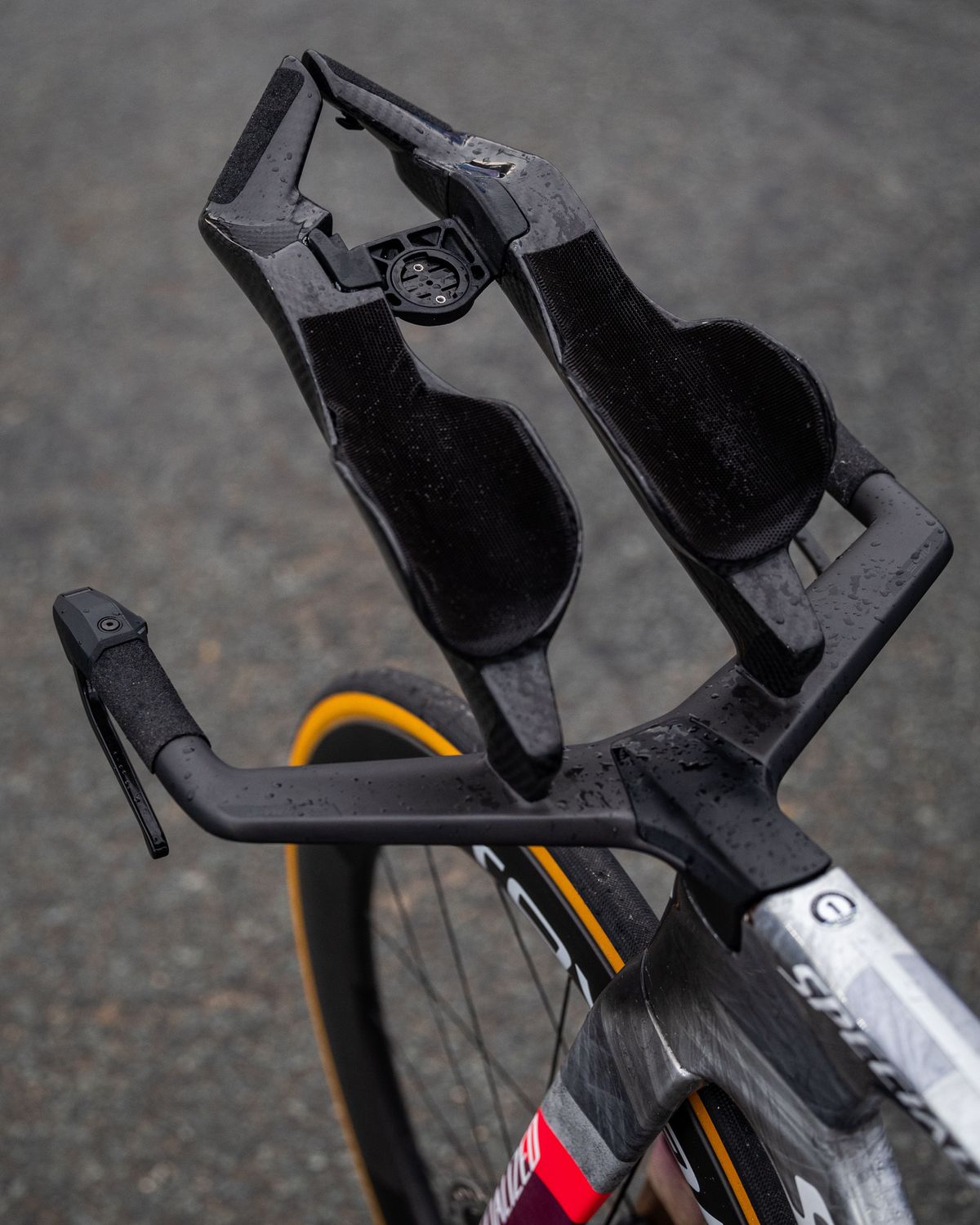 Remco Evenepoel's bike: A golden Tarmac SL8 for the double Olympic champ | Cyclingnews